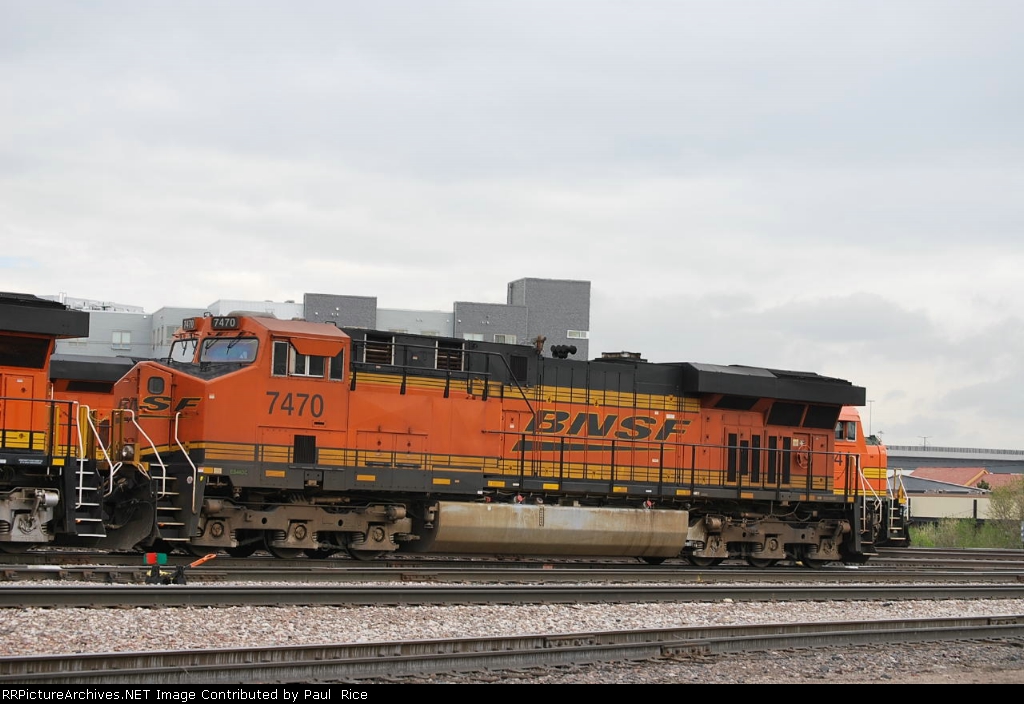 BNSF 7470